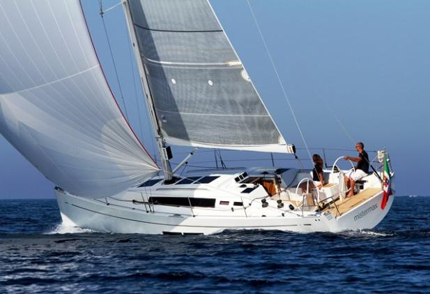 Solaris 37, un “pequeño-grande” de nivel – Panorama Náutico