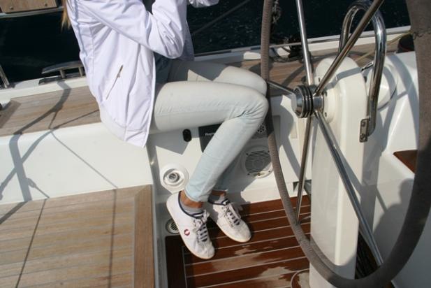 Solaris 37, un “pequeño-grande” de nivel – Panorama Náutico