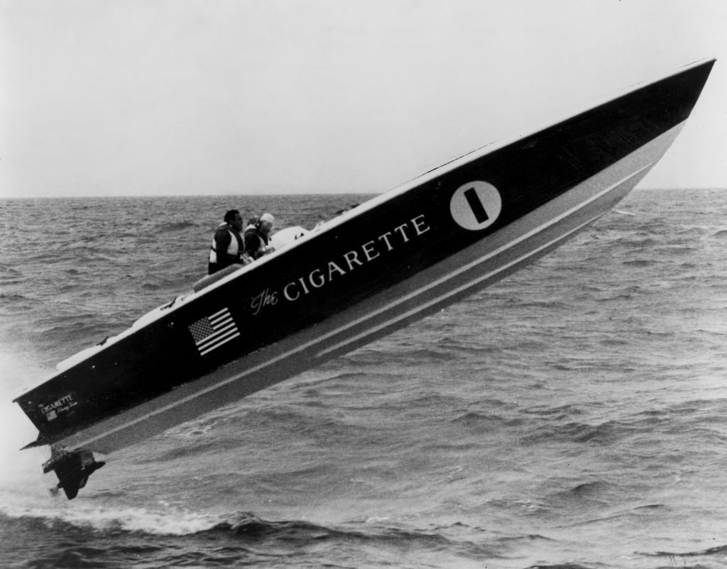 Travolta será Aronow – Panorama Náutico