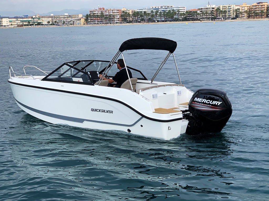 TEST. Quicksilver Activ 555 Bowrider, ¡actualización “express ...